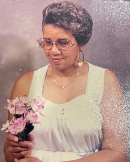 Mrs. Alberta Solomon-Dunbar – Chandler's Funeral Home